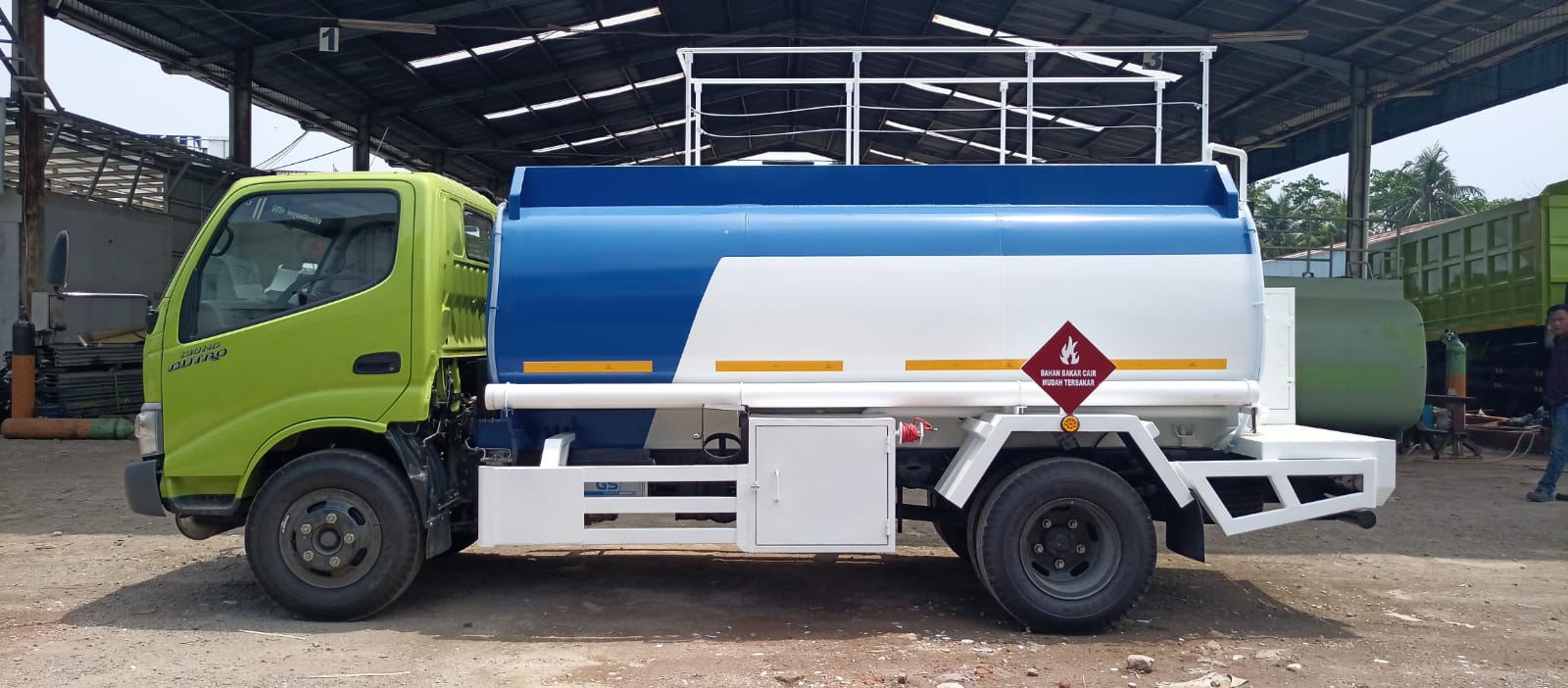 Fuel Dispensing Truck – Dynamax Engineering